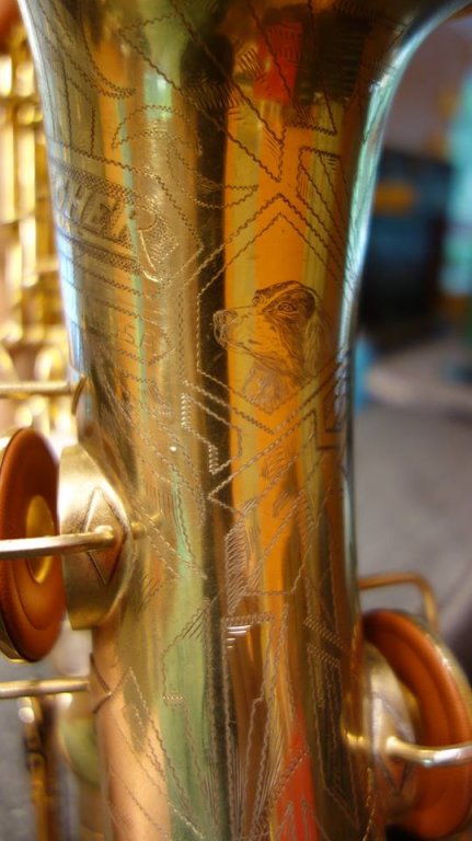 The most beautiful saxophone engraving I have ever seen. : r/Saxophonics